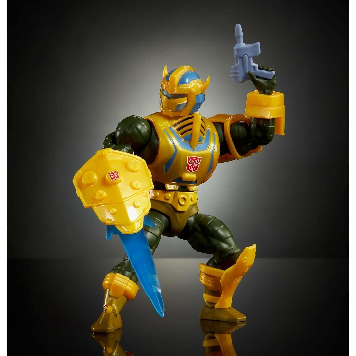 Masters of the Universe – Origins & Transformers Bumblebee Armor Man At ...