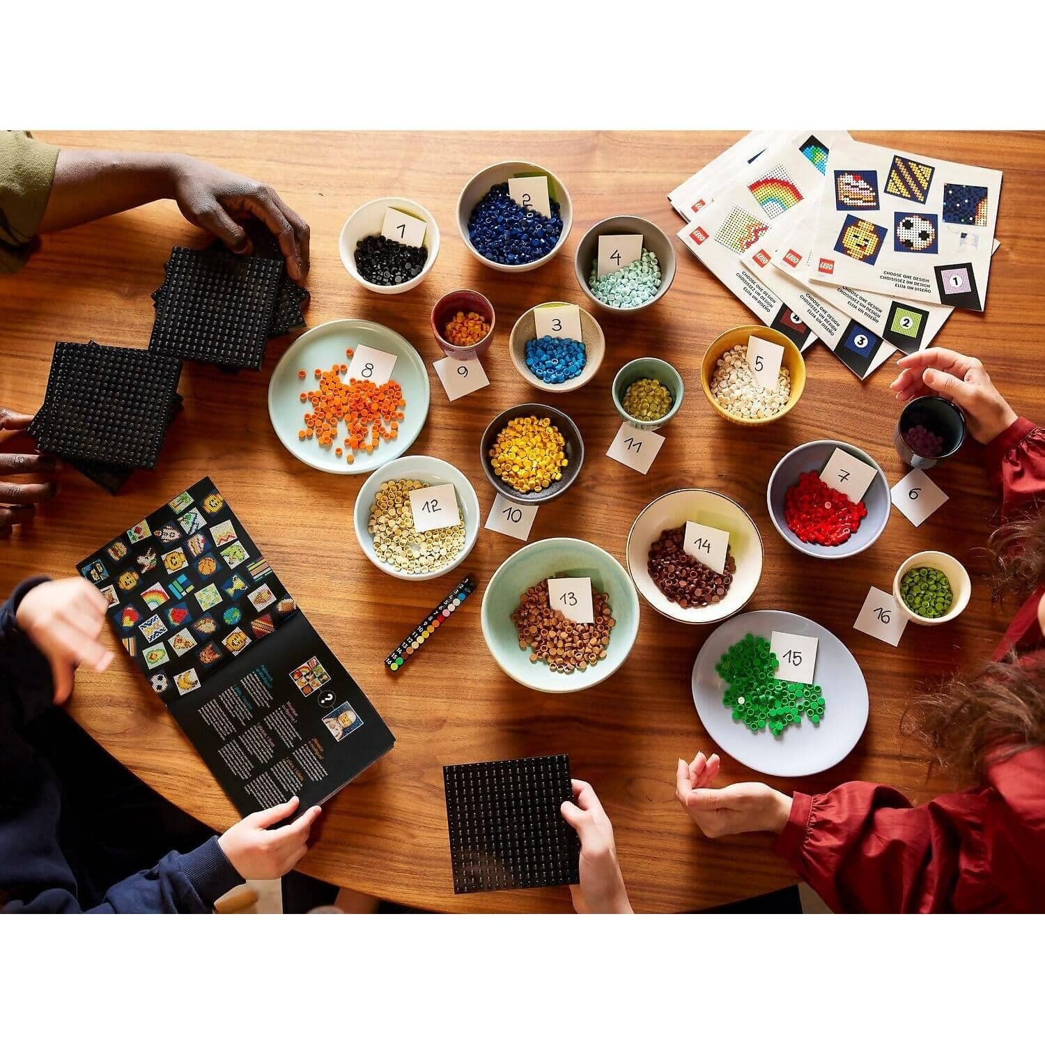 LEGO 21226 Art Project Create Together – Art – BrickBuilder